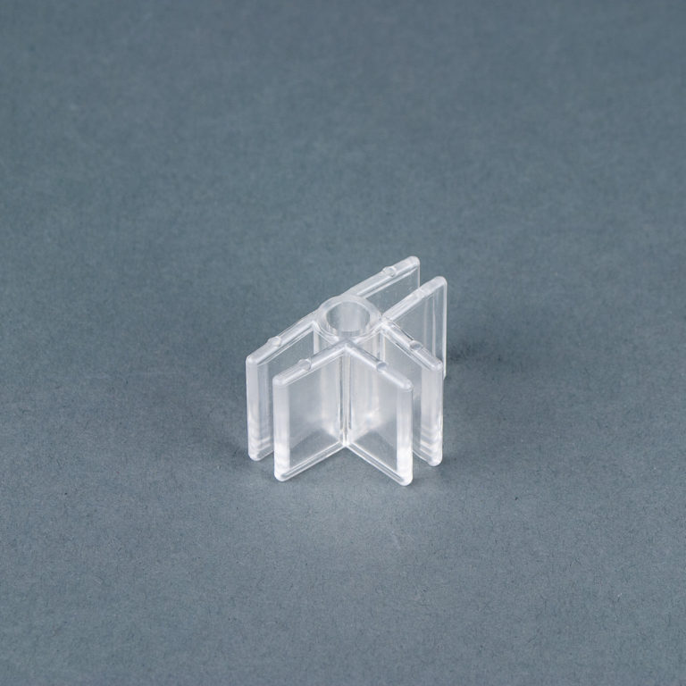 Craftics Clear Panel 90° Connector | Lustercraft Plastics